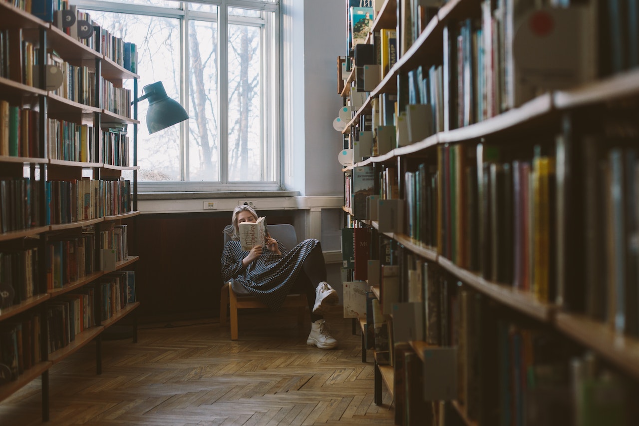 Top 10 Books To Spark Your Curiosity